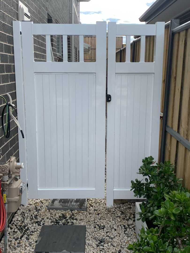 Hamptons Style Fencing! Fencing & Gate Centre! Australia Wide!